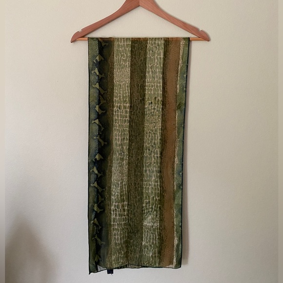 Accessories | Vintage Green Multitoned Animal Print Scarf | Poshmark
